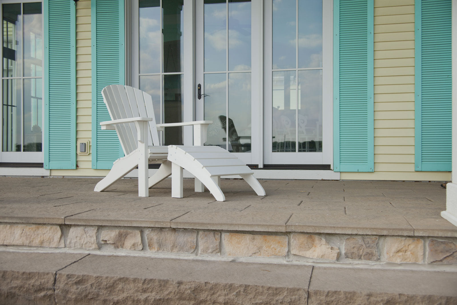 POLYWOOD Seashell Recycled Plastic Adirondack Chair – All Backyard Fun